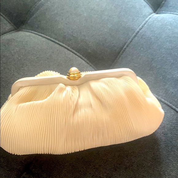 Vanessa | Bags | Elegant Cream Clutch With Textured Fabric And Gold ...